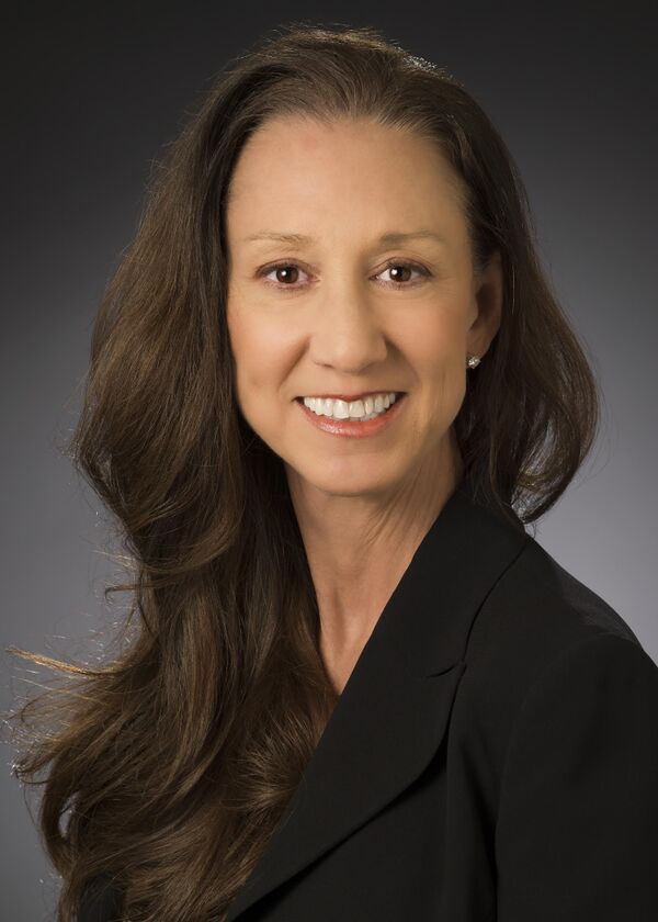 Jennifer Knight - Wikitia