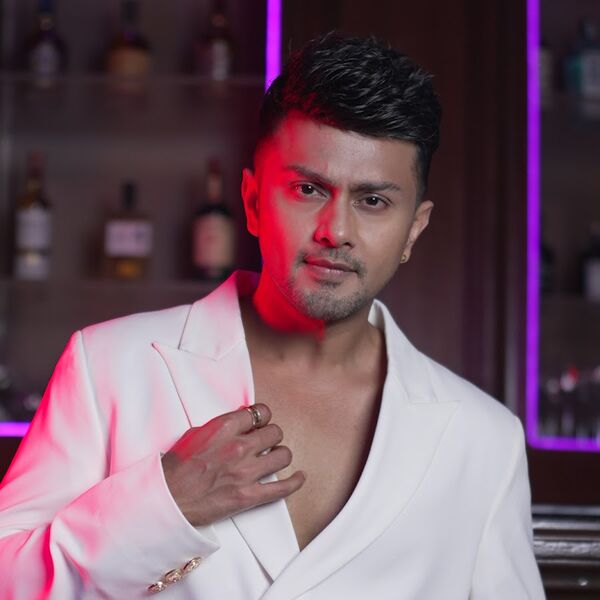 Awez Darbar - Wikitia